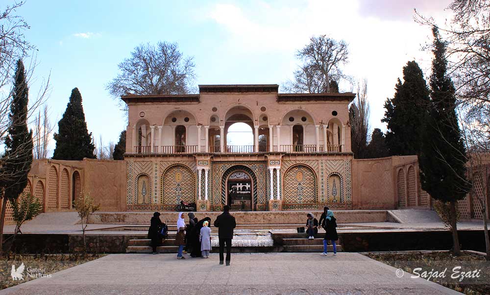 Shazde Garden, a Piece of Heaven in the heart of Kerman - German Tour ...